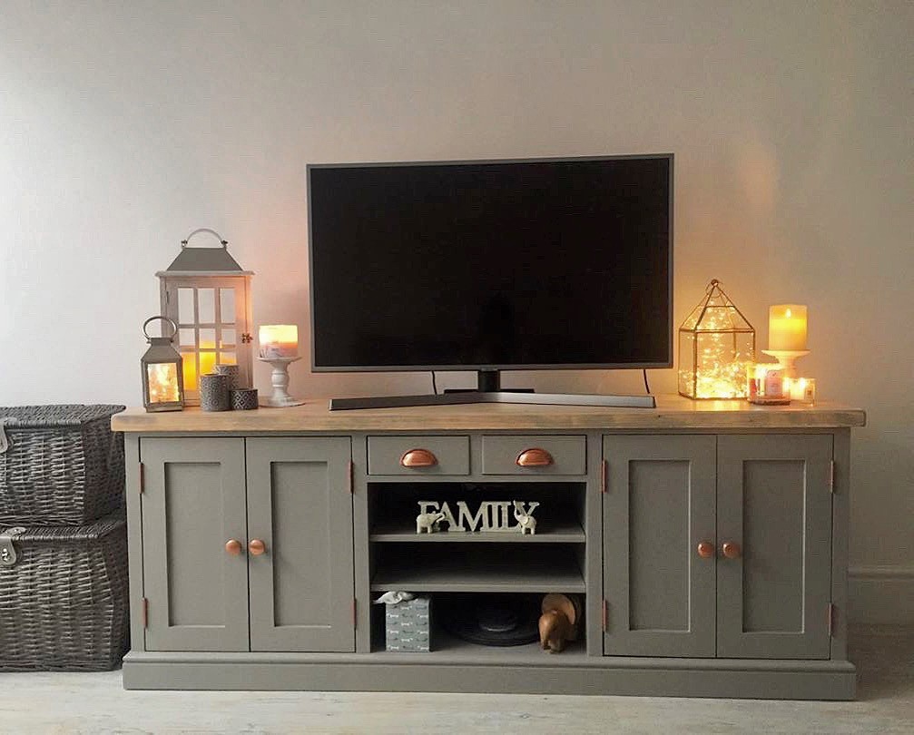 6ft Shaker TV Stand - Farmhouse Furniture
