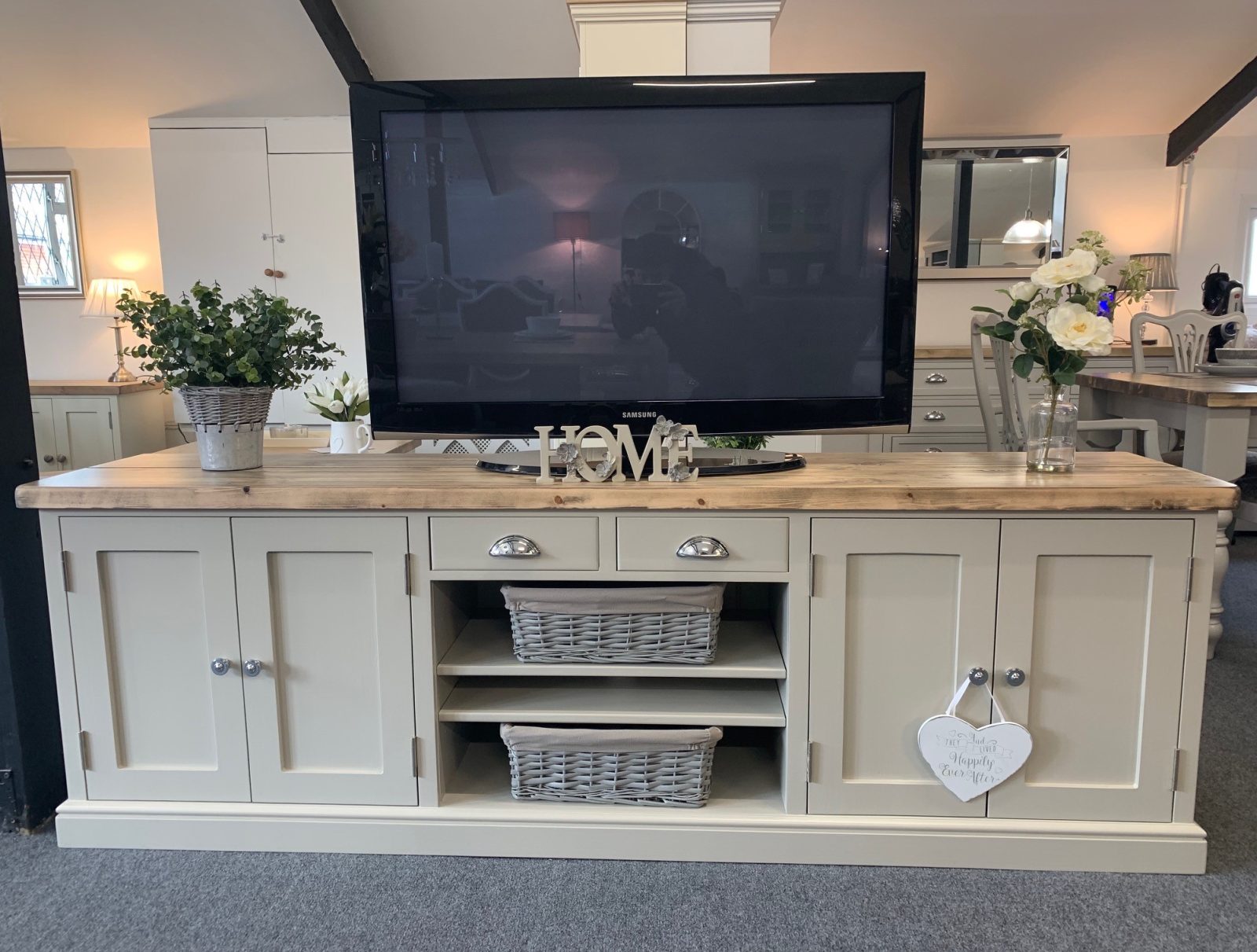 7ft Shaker TV Stand - Farmhouse Furniture