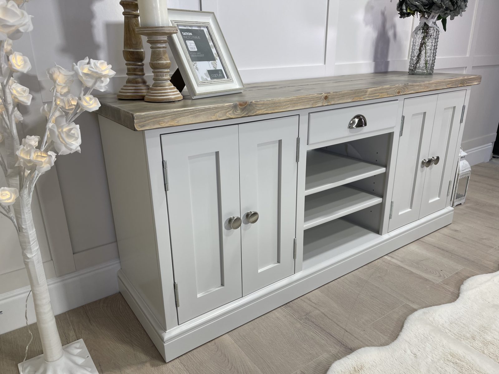 5ft Shaker TV Stand - Farmhouse Furniture