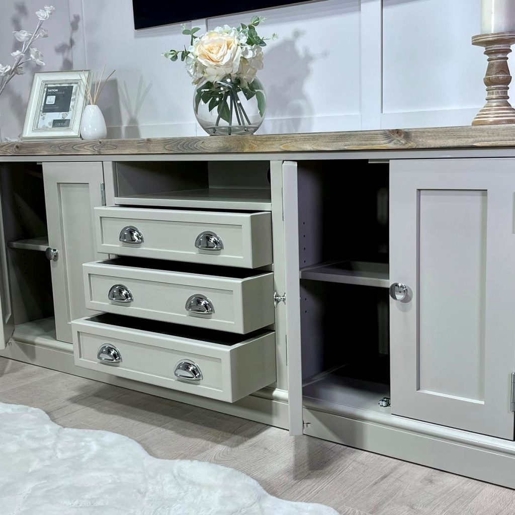 Bespoke 6ft Classic TV Stand - Farmhouse Furniture