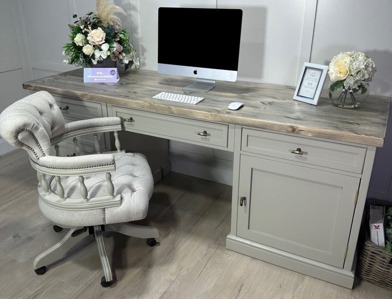 Large 2.1m Shaker Oak Desk with Beige Captains Office Chair - Farmhouse ...