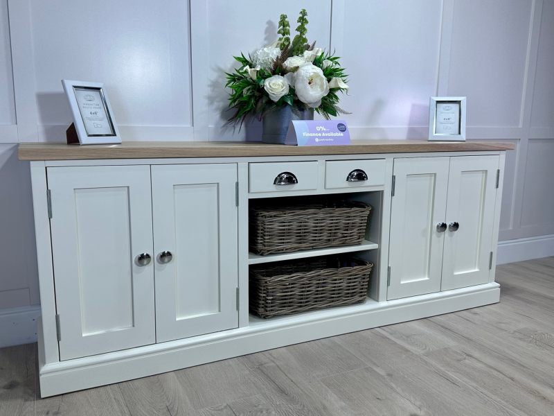 6ft Shaker Tv Stand - White Tie & Light Oak - Farmhouse Furniture